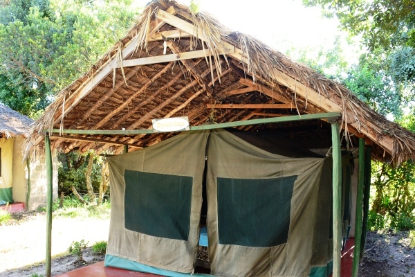 Lenchada Tourist Camp | Masai Mara’s Authentic & Budget Tented Camp